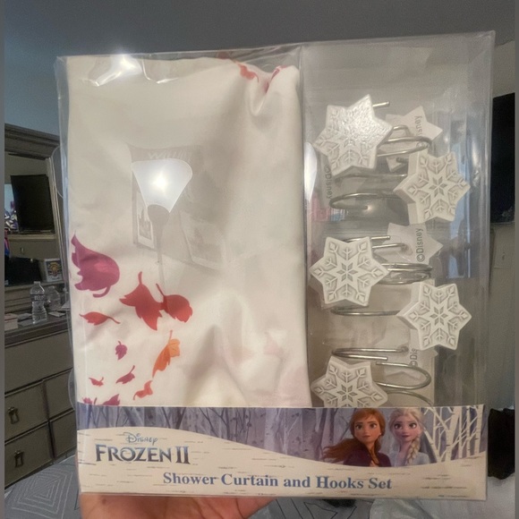 Disney | Bath | Disney Frozen Shower Set | Poshmark